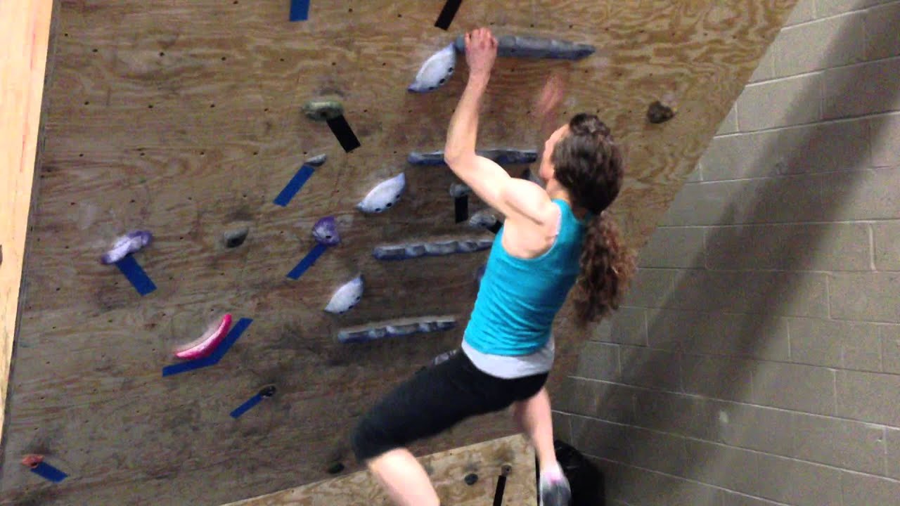 VA Ninja Warrior Training-Michelle Warnky stage 1 - YouTube