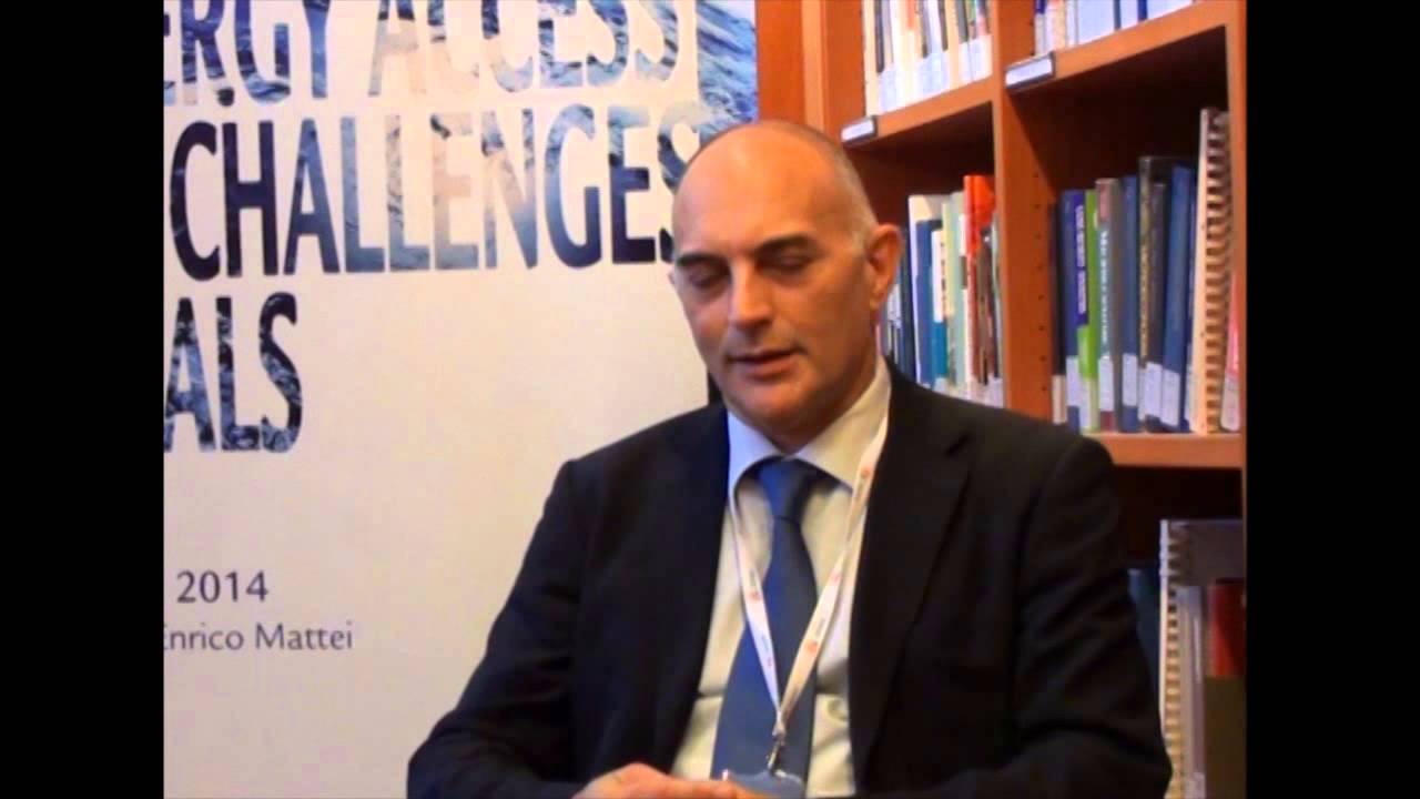 Alberto Piatti, President Fondazione AVSI - YouTube