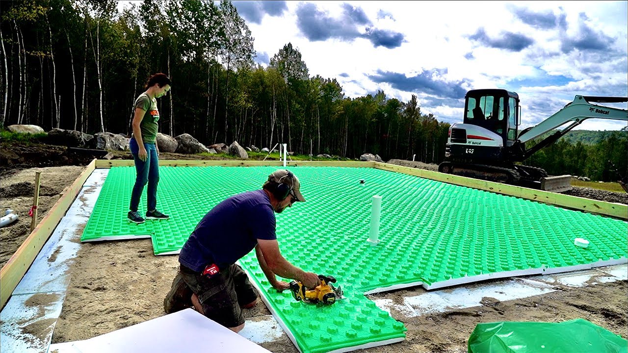 We've Never Done It Like THIS Before! Insulating Our Tiny House FLOOR ...