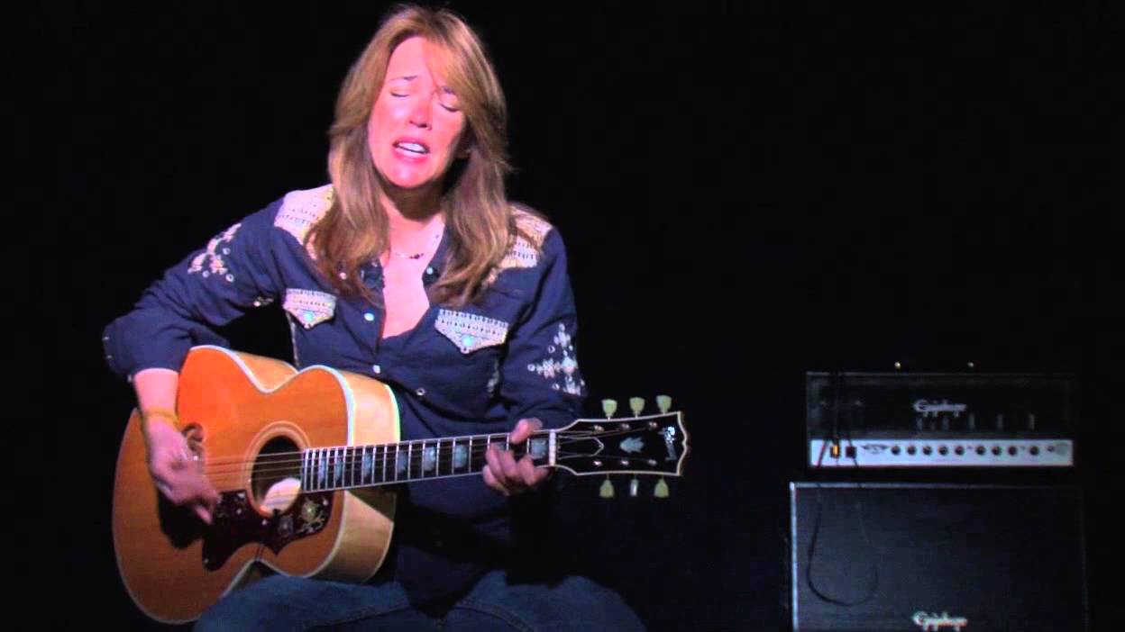 Terry Radigan One-Take - "Giving Up On Love" - YouTube