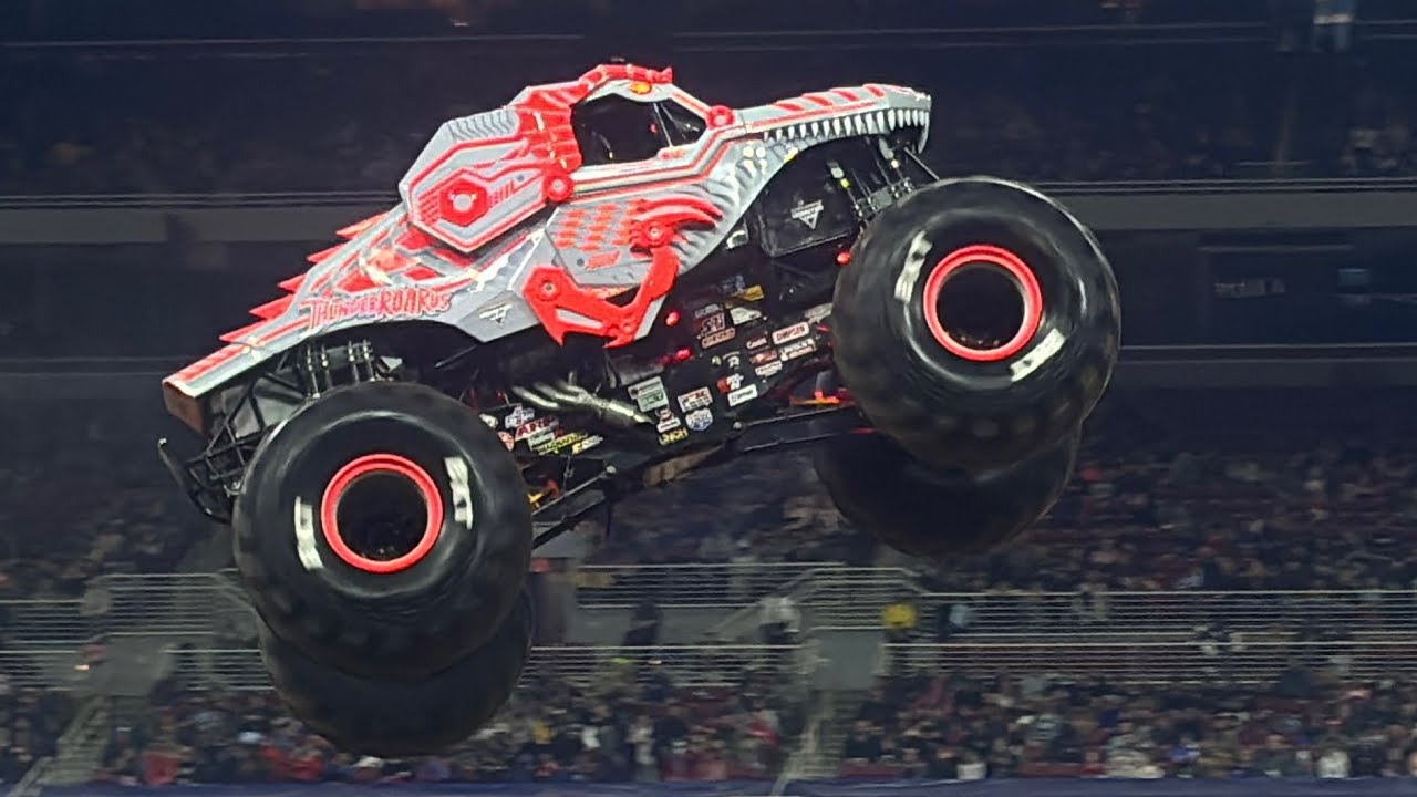Monster Jam St. Louis 2026 Freestyle Sunday - YouTube