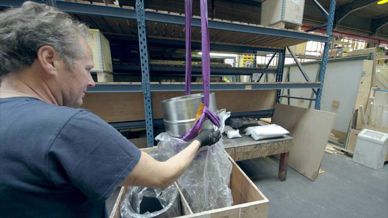 Damen Schelde Marine Services Corporate Video 2016 - YouTube