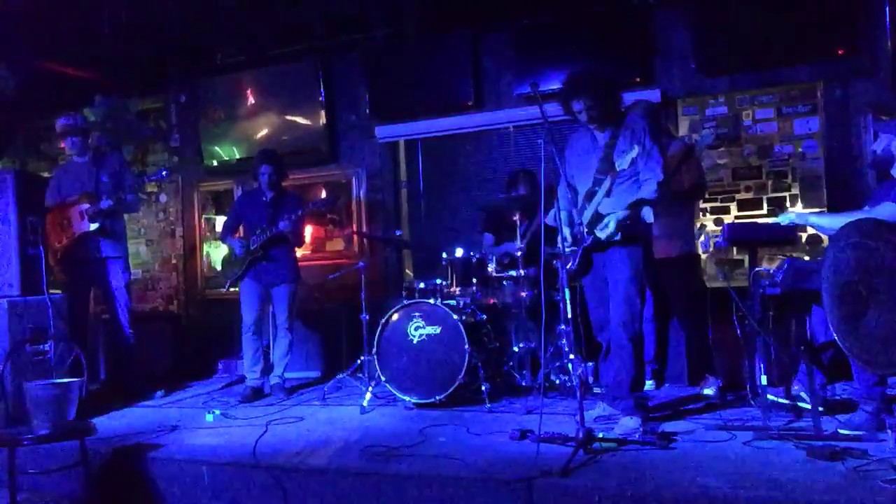 Stuart Montez & The Groove - YouTube