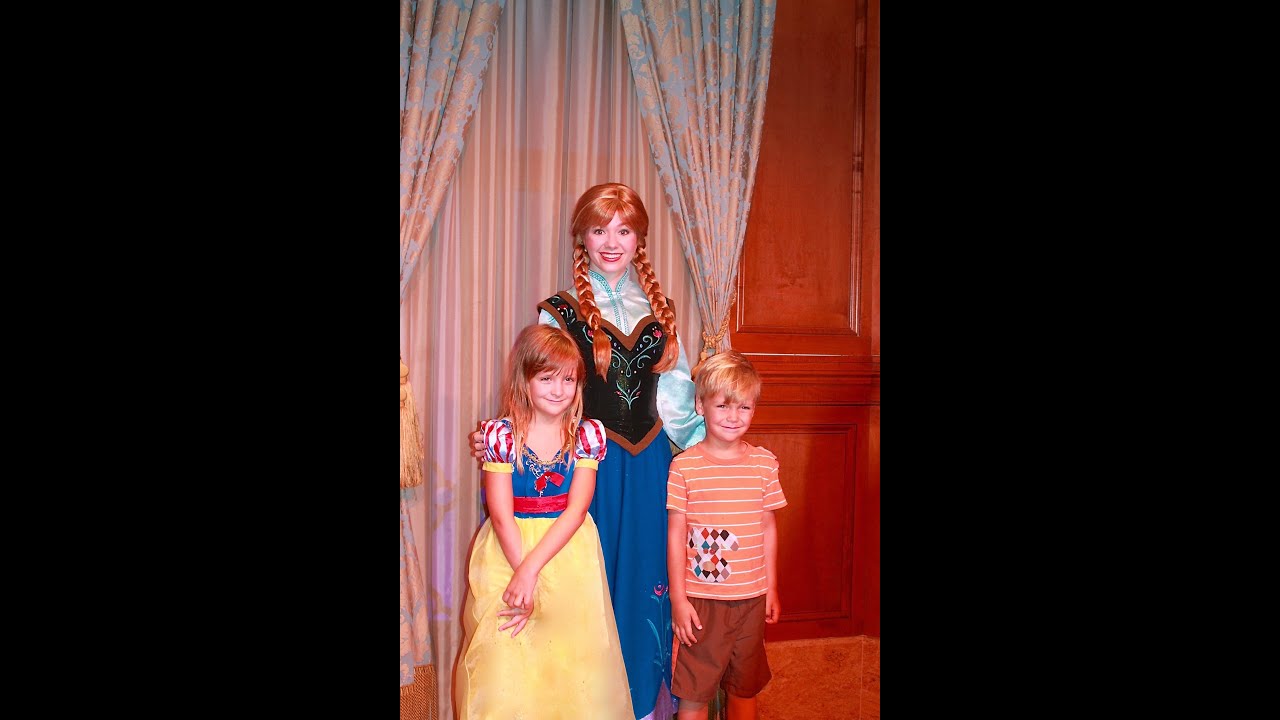 Frozen Play @ Disney with DeWitt Kids - YouTube
