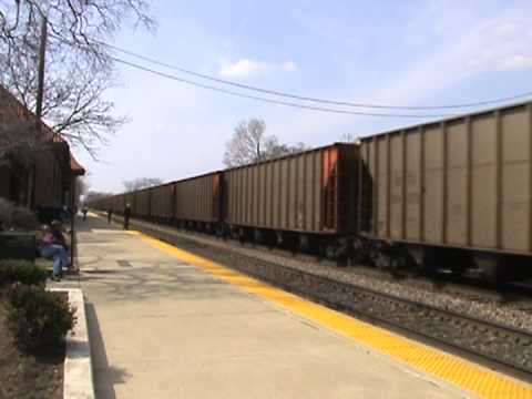 BNSF 9212 & 9164 Leads a Loaded Coal Drag East, Hinsdale, IL - YouTube