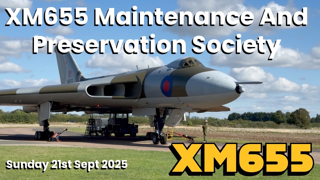 XM655 Maintenance and Preservation Society Engine Run and Short Taxi ...