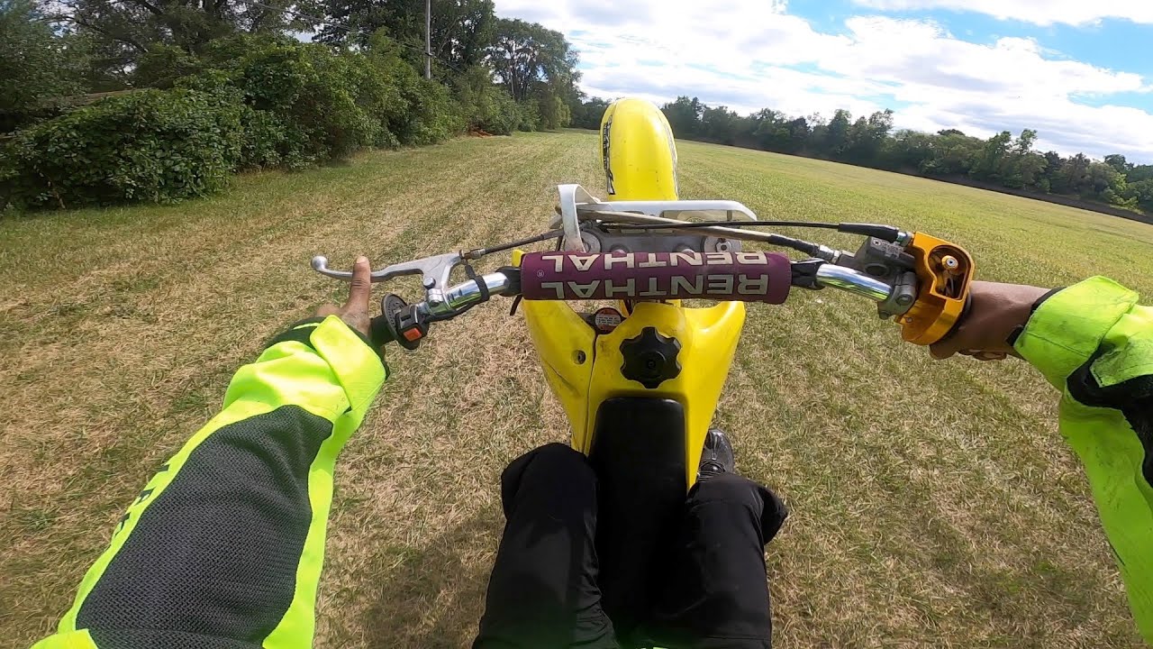 EP.4 MY JOURNEY ON HOW TO WHEELIE A RM85!!!(IN THE FIELD) 734BIKELIFE ...