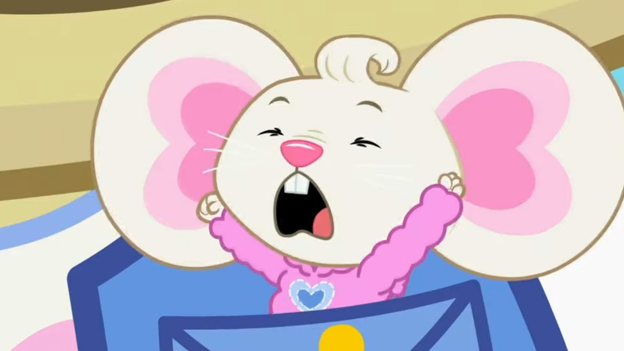 Potato, Picnic Sleeper! | Chip & Potato | Cartoons for Kids | WildBrain ...