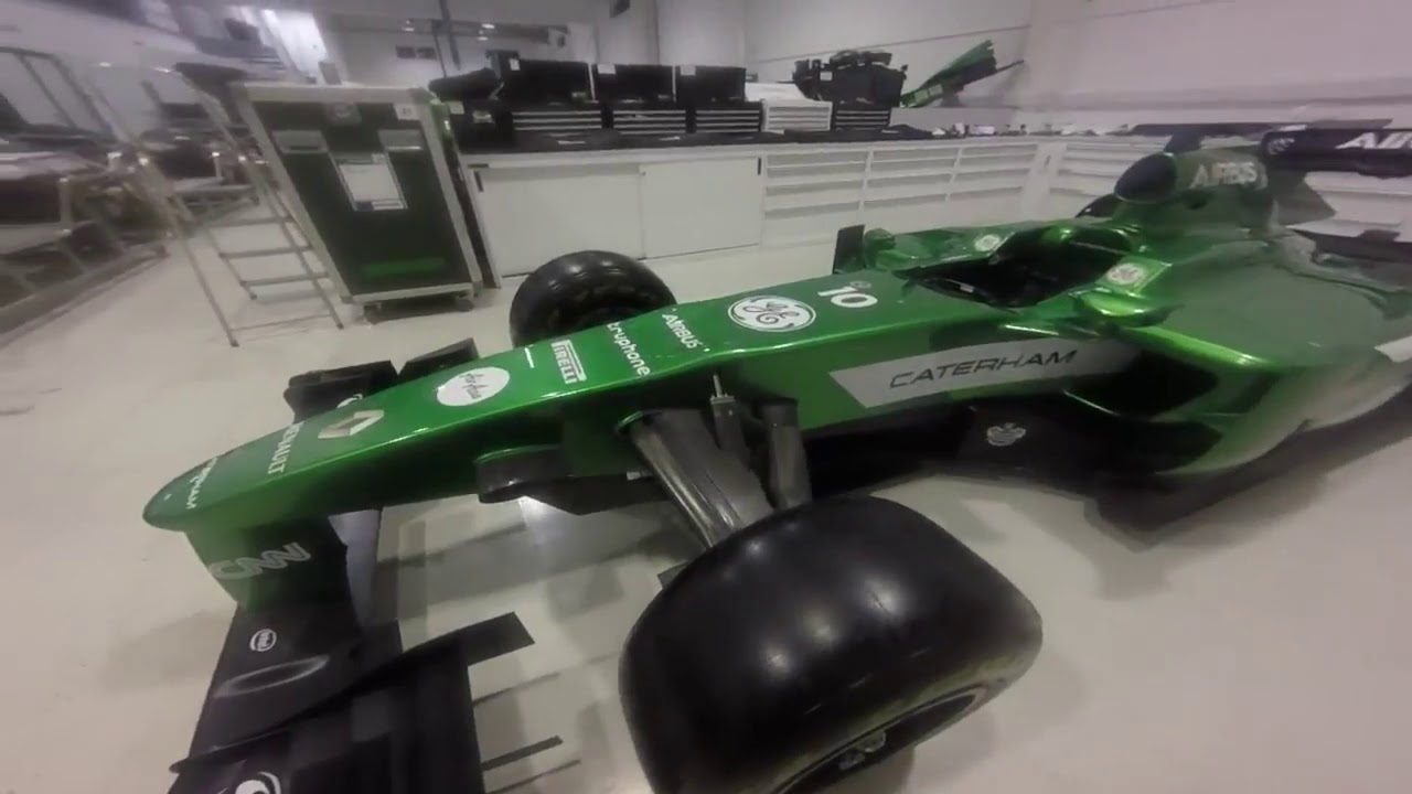 Lot880 A Lotus Racing Formula 1 Full Racing Chassis Show Car, Chassis ...