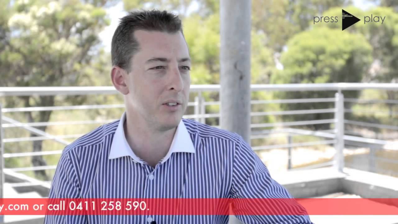 Peter Rowsthorn interviews Darren Berley - YouTube