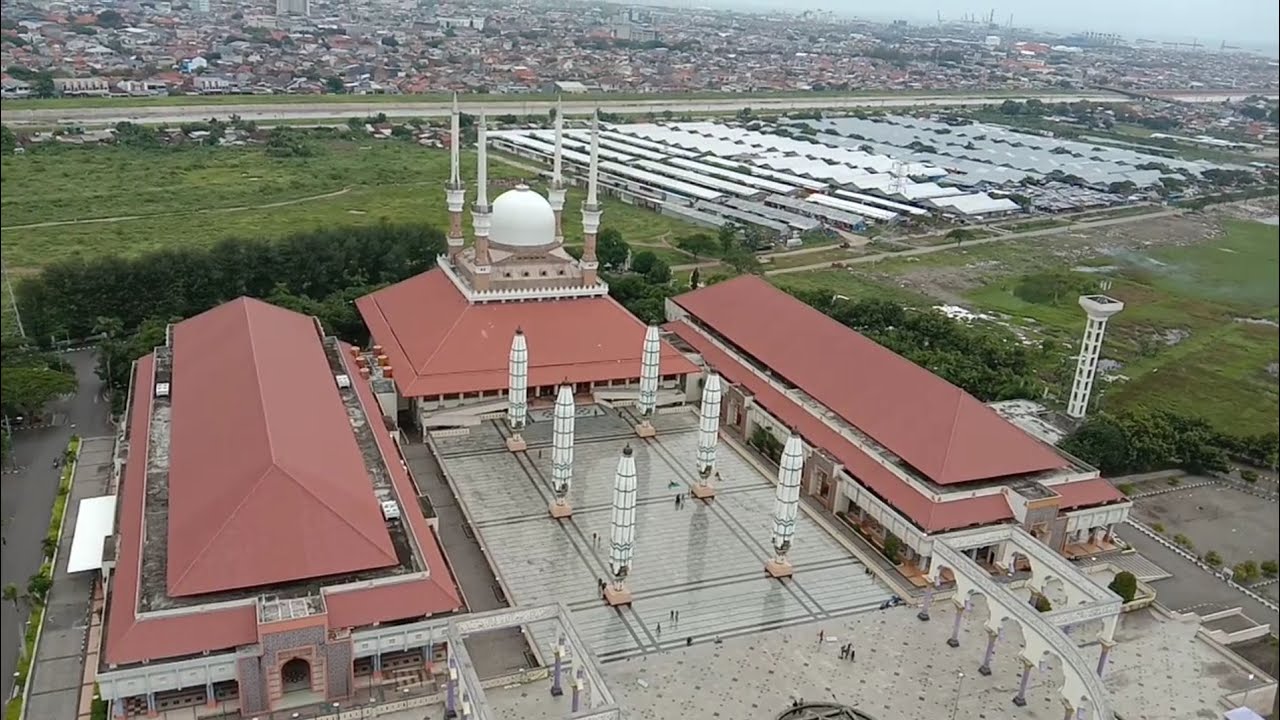 Masjid Agung Semarang Tampak Dari Menara Sangat Indah - YouTube