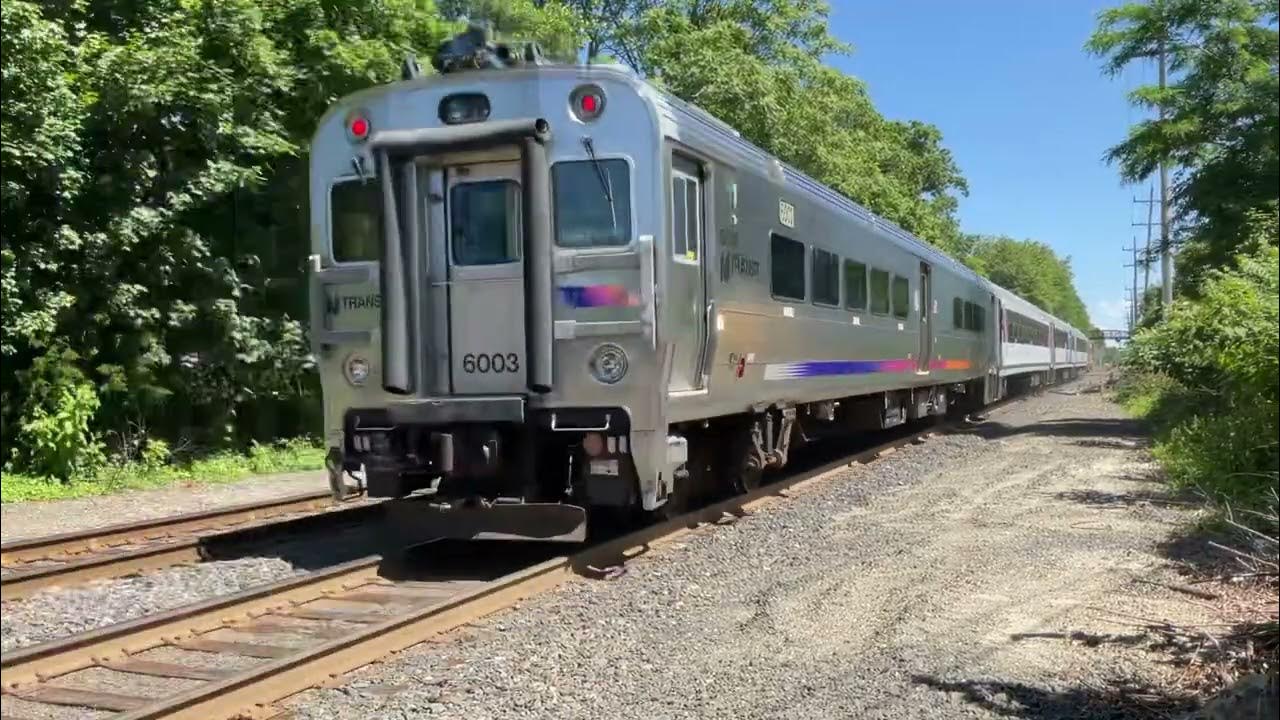 NJ Transit ALP-45DP #4507 “Veterans Decal” NJCL Train 4728 Allenhurst NJ - YouTube
