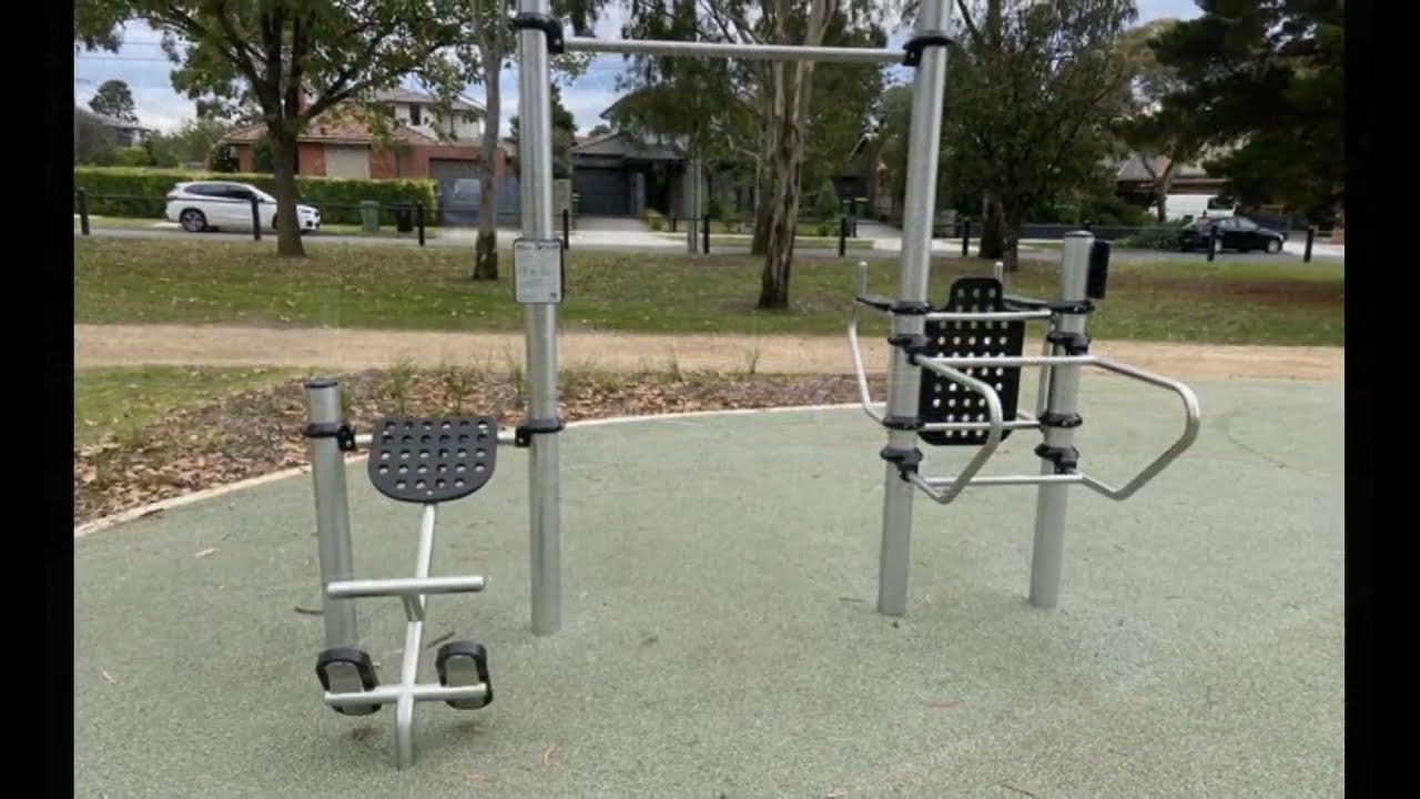 Ford Park Outdoor Gym (Bellfield) - YouTube