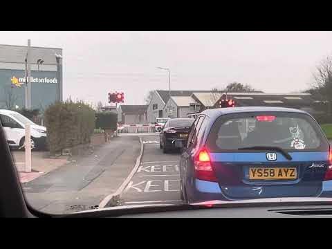 Noose Lane level crossing 04/11/2024 - YouTube