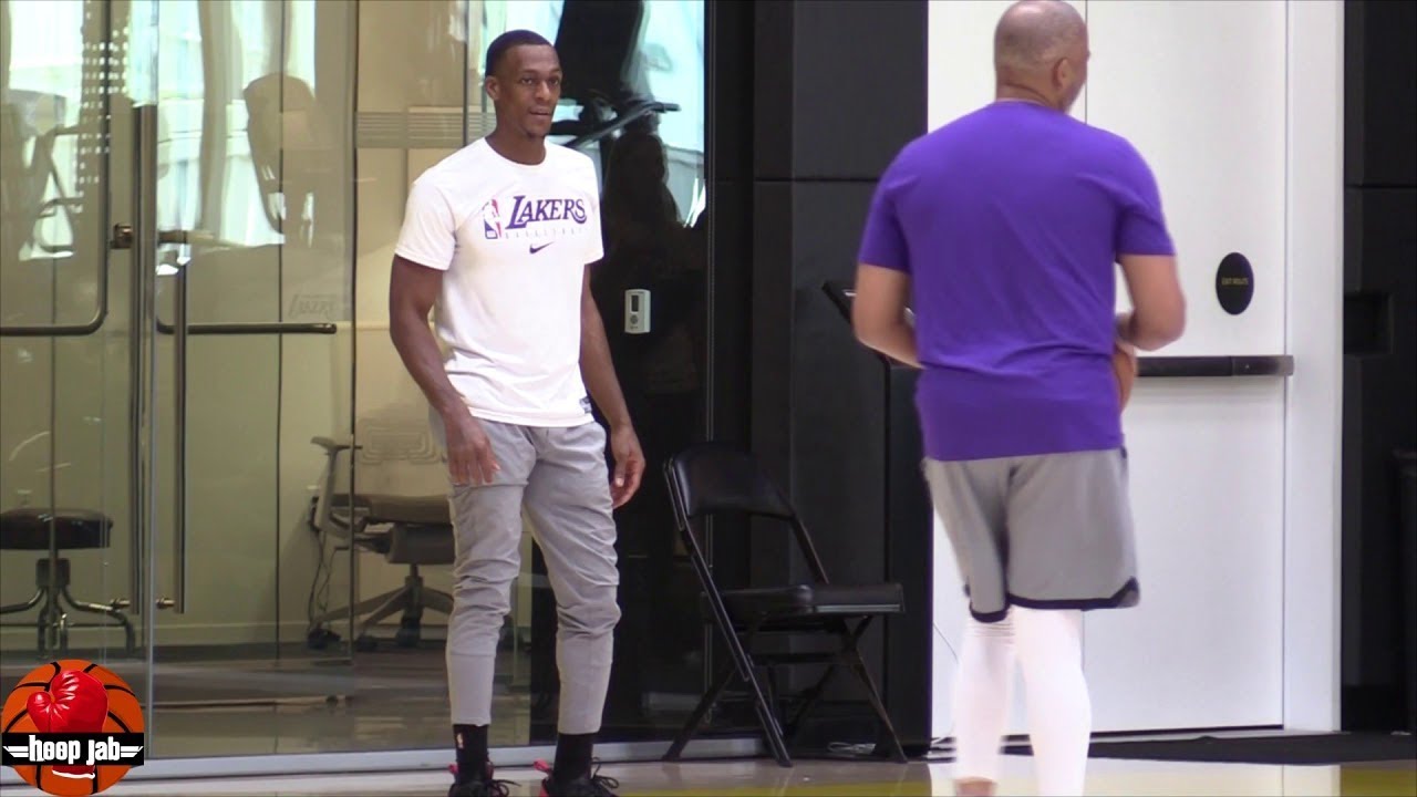 Point Guard Rajon Rondo Passing Drills Workout At Lakers Practice ...
