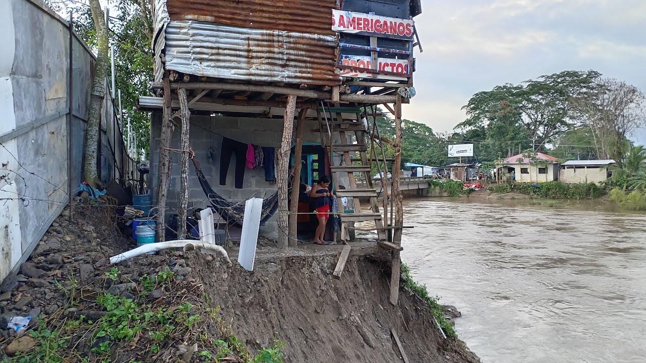 Y AHORA QUE HACEMOS CON DOÑA DELMIS - YouTube