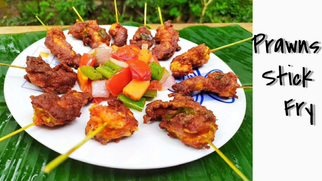 ചെമ്മീൻ ഈർക്കിളിൽ കുത്തി വറുത്താലോ 😋/Prawns Stick Fry Recipe. - YouTube