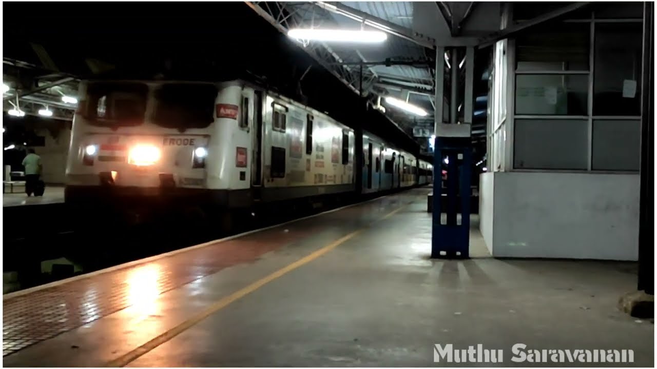 12633 - Kanyakumari Superfast Express (MS to CAPE) Arrived Dindigul ...