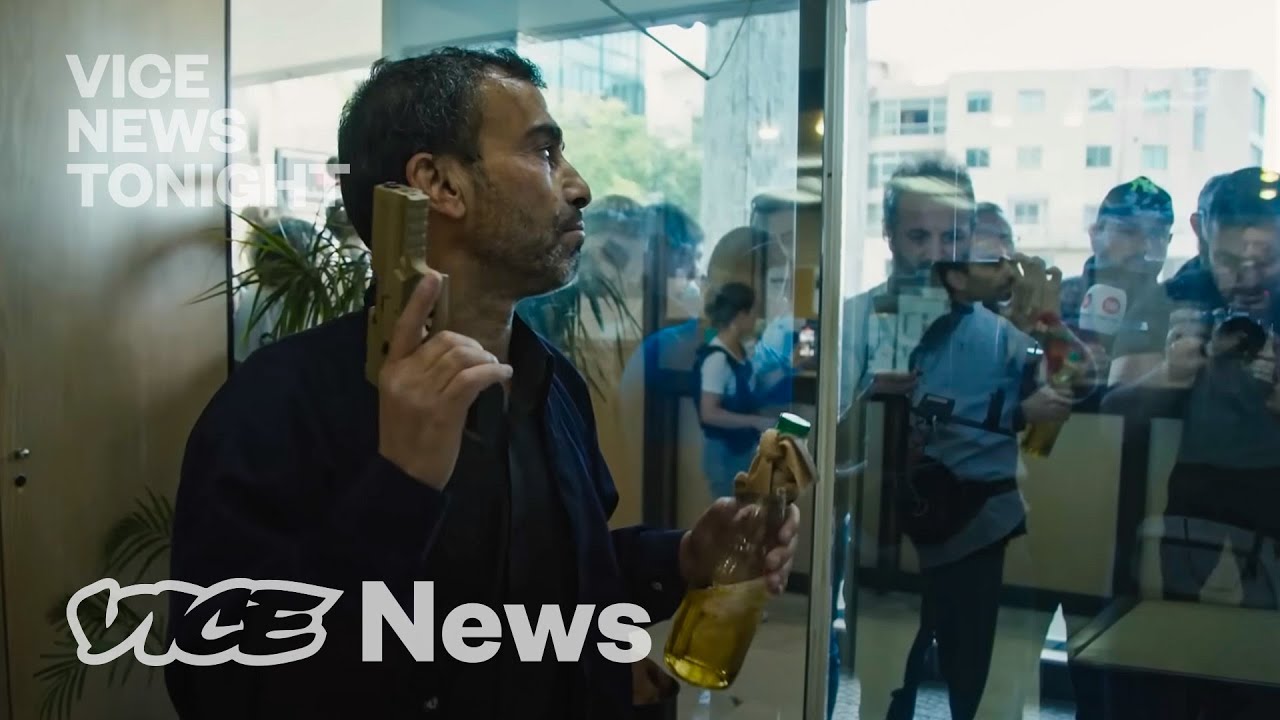 Inside an Armed Bank Raid in Lebanon - YouTube
