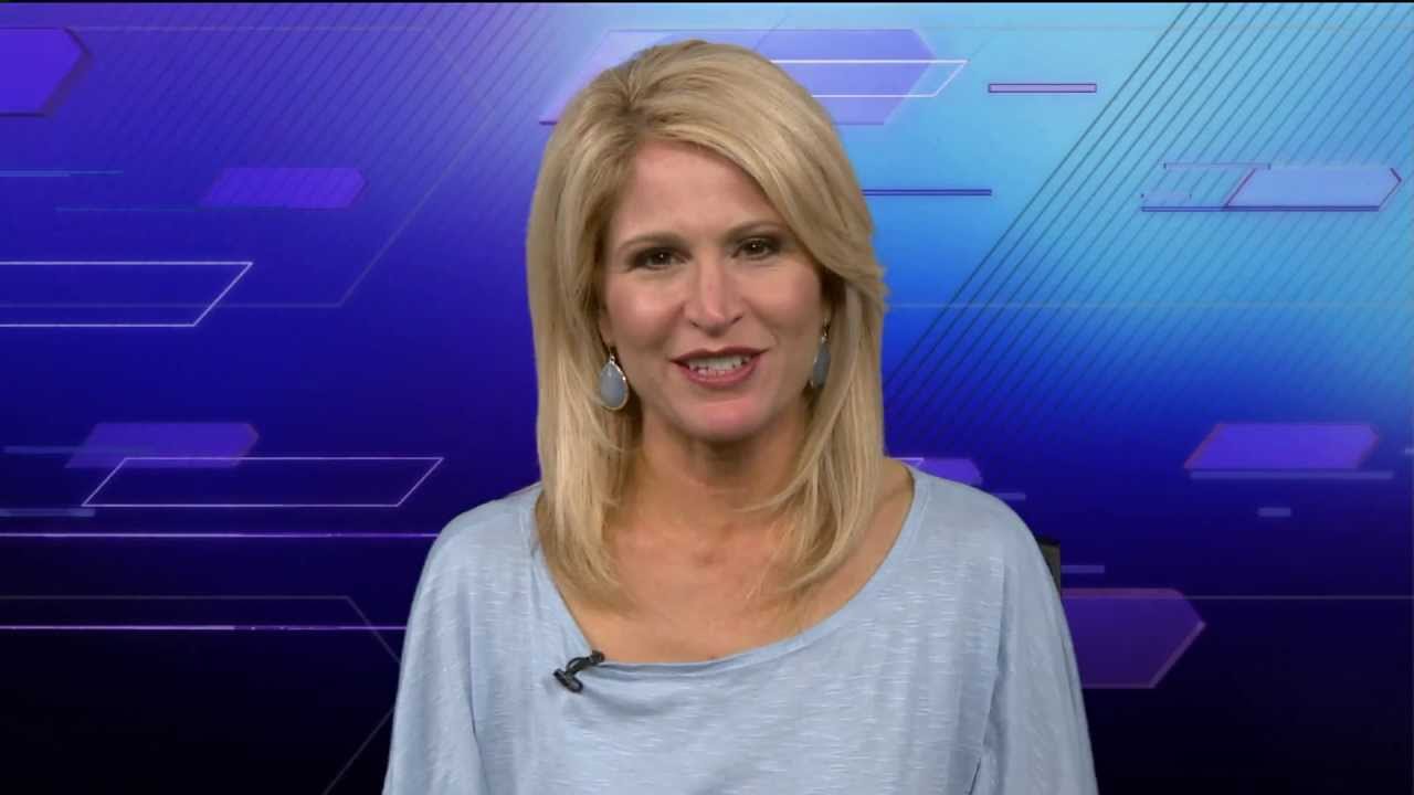 CLTV News: Dolly's vintage CLTV mug makes TV appearance - YouTube