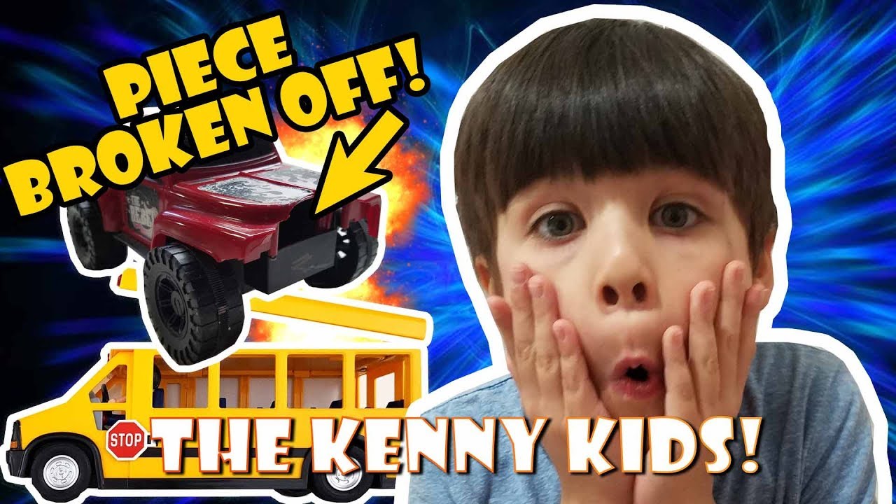 Toy Truck Crashing, Bus Crash, Dumptruck Damage - YouTube