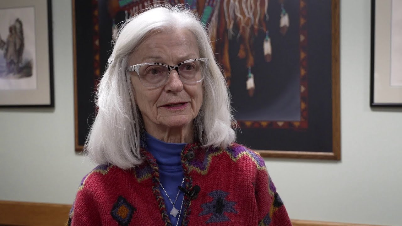 Author Joan Bird talks about UFO sightings in Montana - YouTube