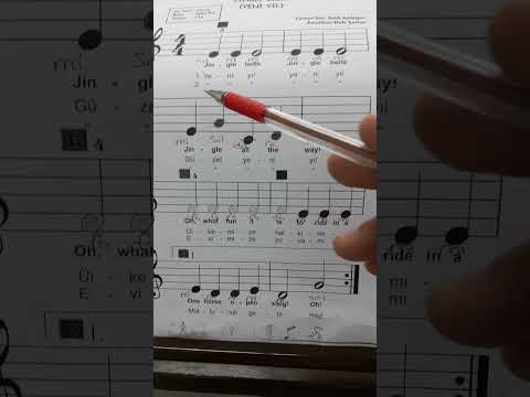 Jıngle Bells (Yeni Yıl) sarkısının solfeji ve sözlerinin giydirilmesi