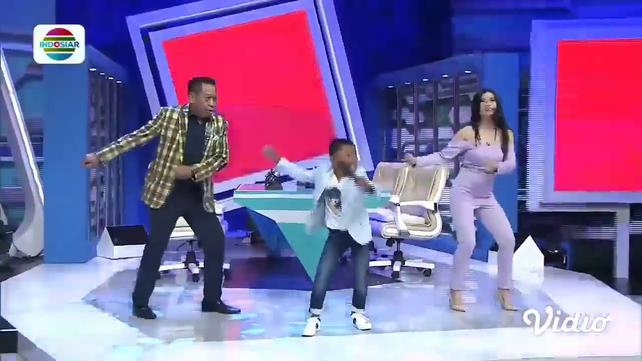 Alwiansyah Anak Viral Pakai Muka Serius Bawakan Lagu Pengeran Dangdut ...