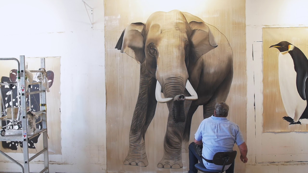 Thierry Bisch Open His Studio - YouTube