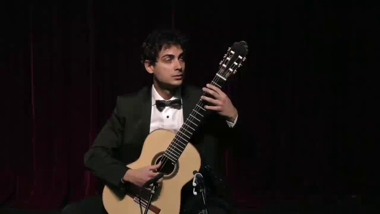 Nicola Montella performing Variaciones sobre un tema de Sor by Llobet ...