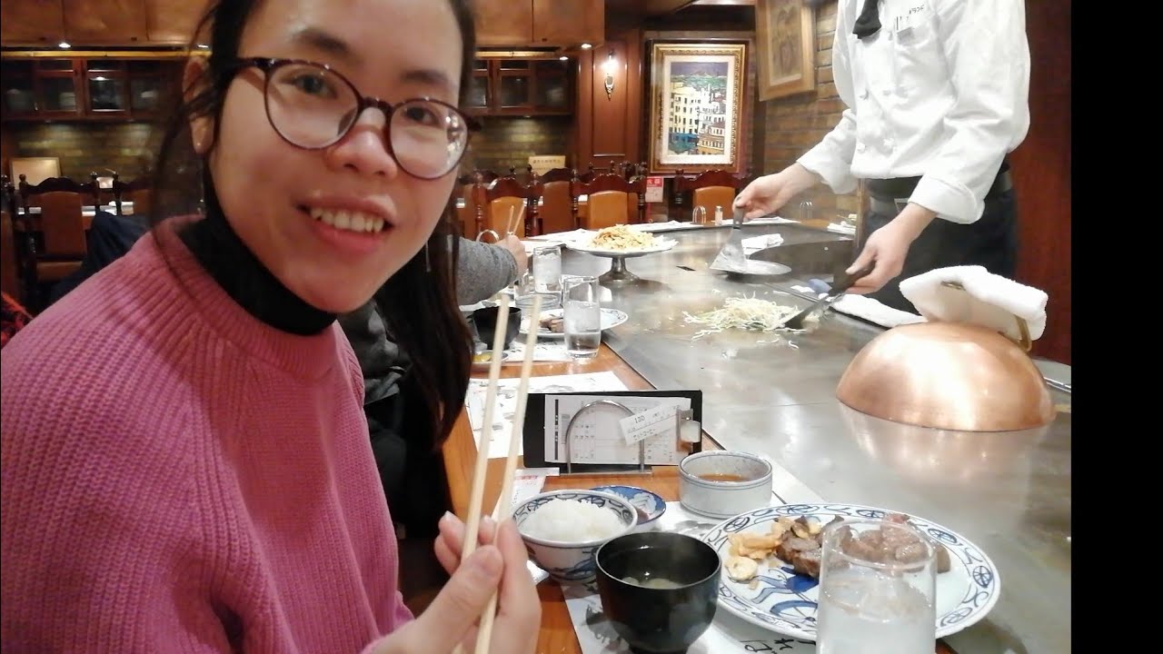 Eating kobe beef in Kobe - Steakland Kobe Japan - YouTube