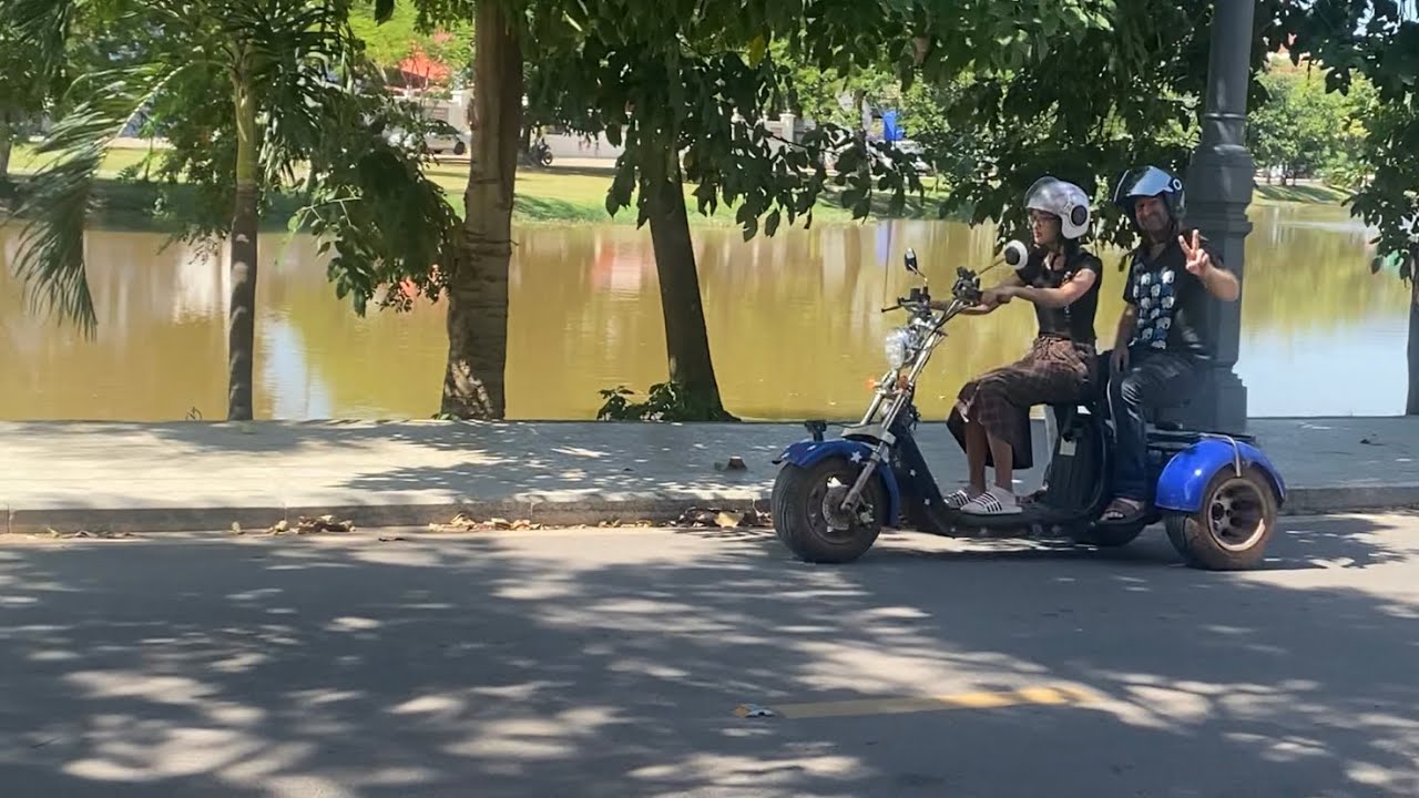 How to drive a dope electric tricycle Siem Reap Cambodia Nov 2nd - YouTube