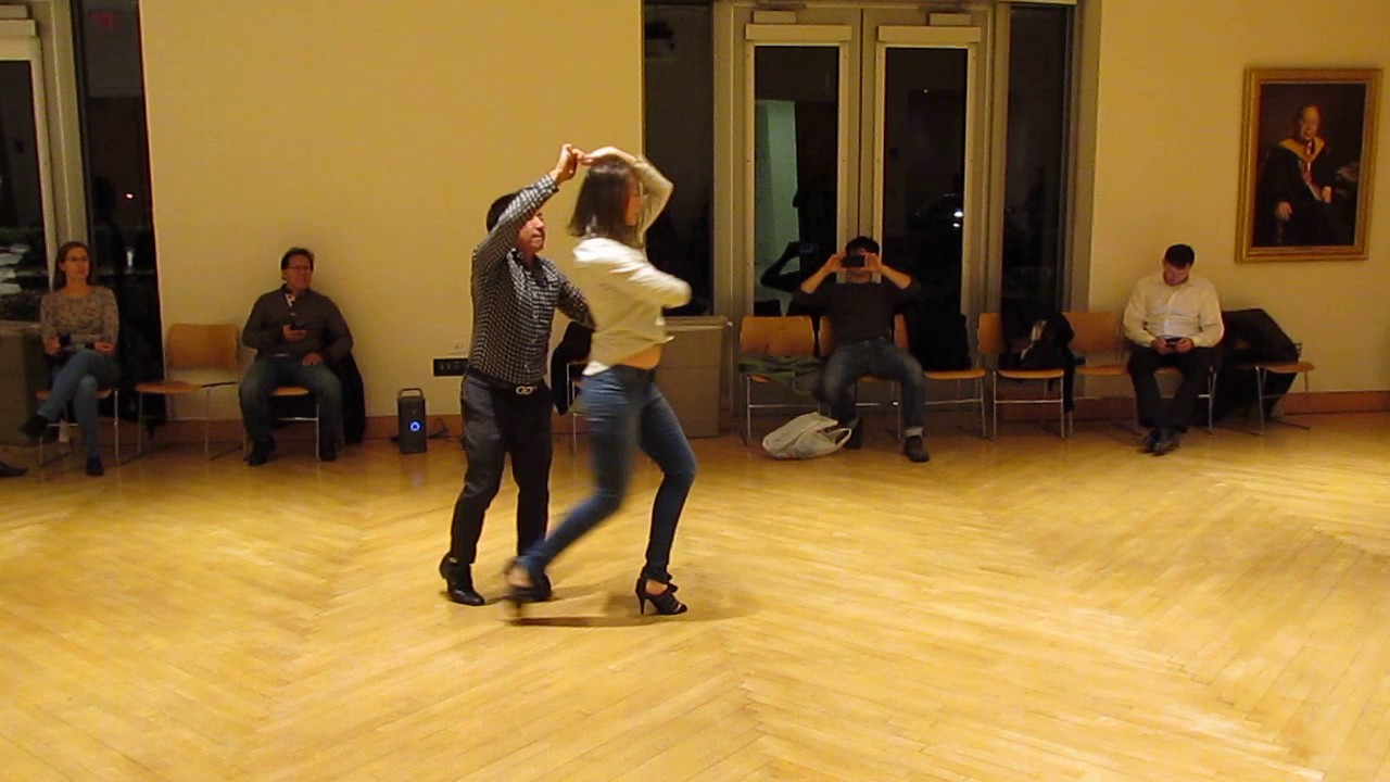 Salsa On2 Intermediate Turn Pattern by Sergio and Sheena #42 - YouTube