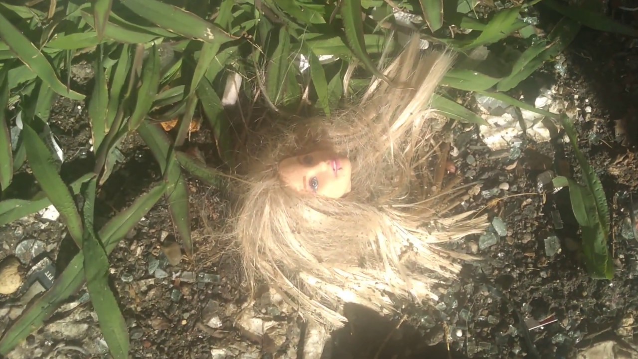 Barbie Doll Crime scene - YouTube