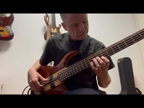 Yorai Oron - Bass 'Kshe Or Dolek'  כשאור דולק בחלונך