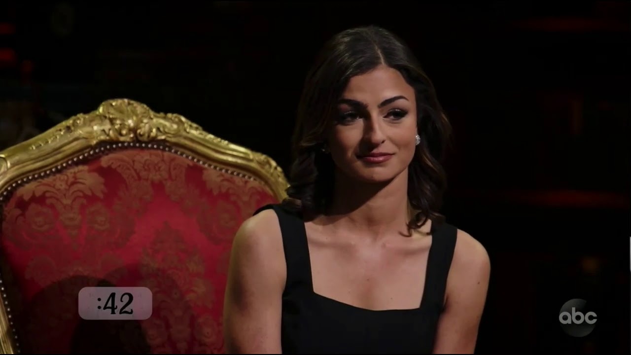 The Hustler: Erica Turns the Tables - YouTube