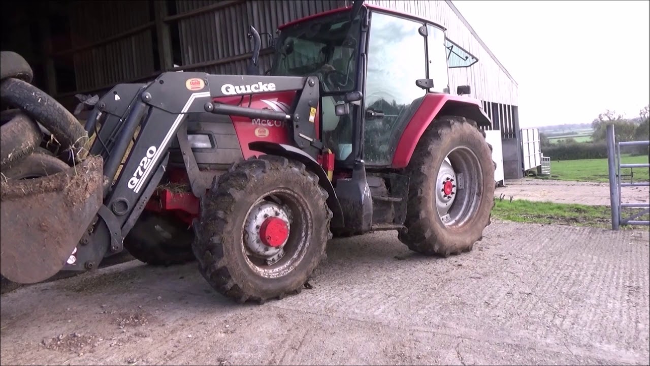 opening the maize clamp 2017 Part 1 - YouTube