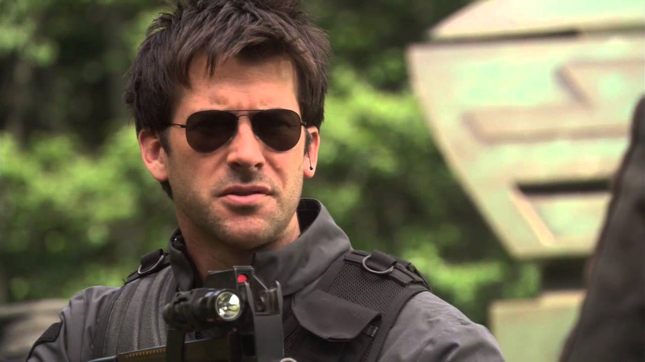 Stargate Atlantis 1x08 Embuscade des Genii - YouTube