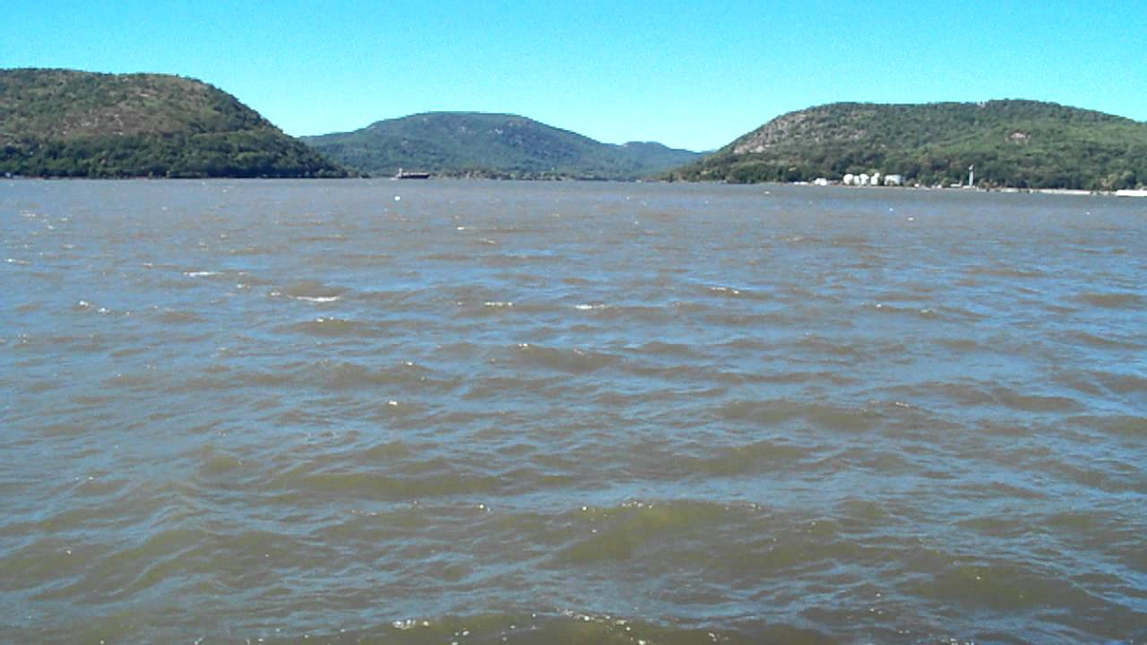 Hudson River at Peekskill NY - YouTube