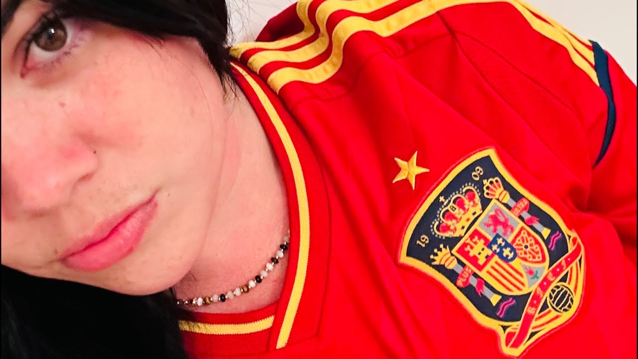 Chismecito en DIRECTO conmigo - YouTube