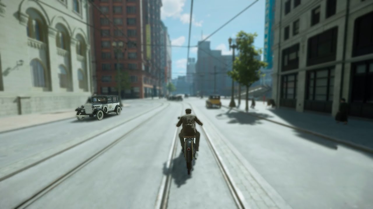 Mafia Definitive Edition - Playing with the cops on a motorcycle - YouTube