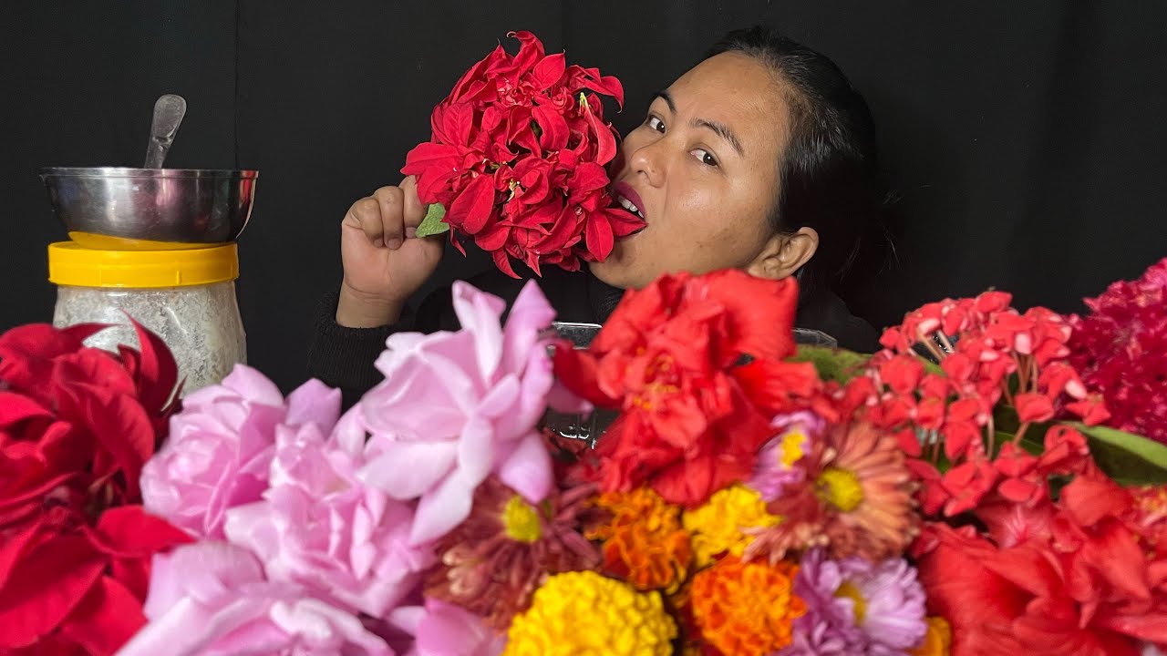 EATING FLOWERS ROSE, LALI GURASH WITH MUKHMALI MUKBANG - YouTube