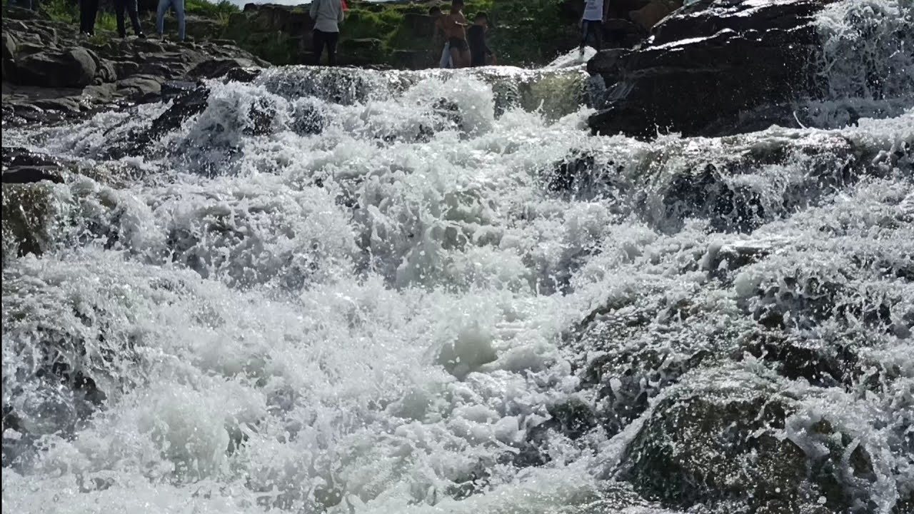 Beautiful waterfall in Aurangabad shivgad Tanda shindon - YouTube