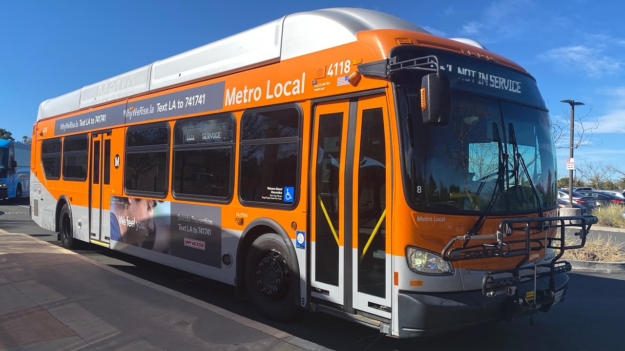 LACMTA 2016 New Flyer XN40 #4118 - YouTube