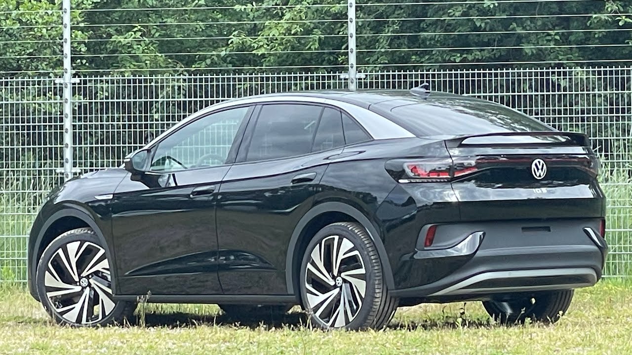 Volkswagen NEW ID.5 PRO 2022 in 4K Mythos Black 21 inch 'Narvik' walk ...
