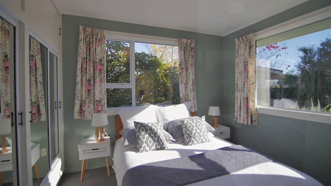 3 Impala Place Sockburn - YouTube