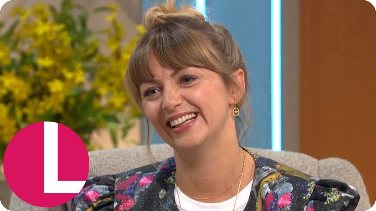 Lisa McGrillis on Working with Amanda Redman on New Comedy Series Bumps ...