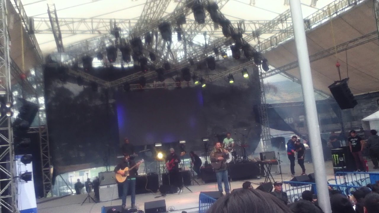 Guardarraya - Los Arias (Quitofest 2018) - YouTube