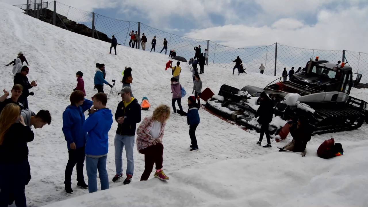 Mount Titlis Day Tour - YouTube
