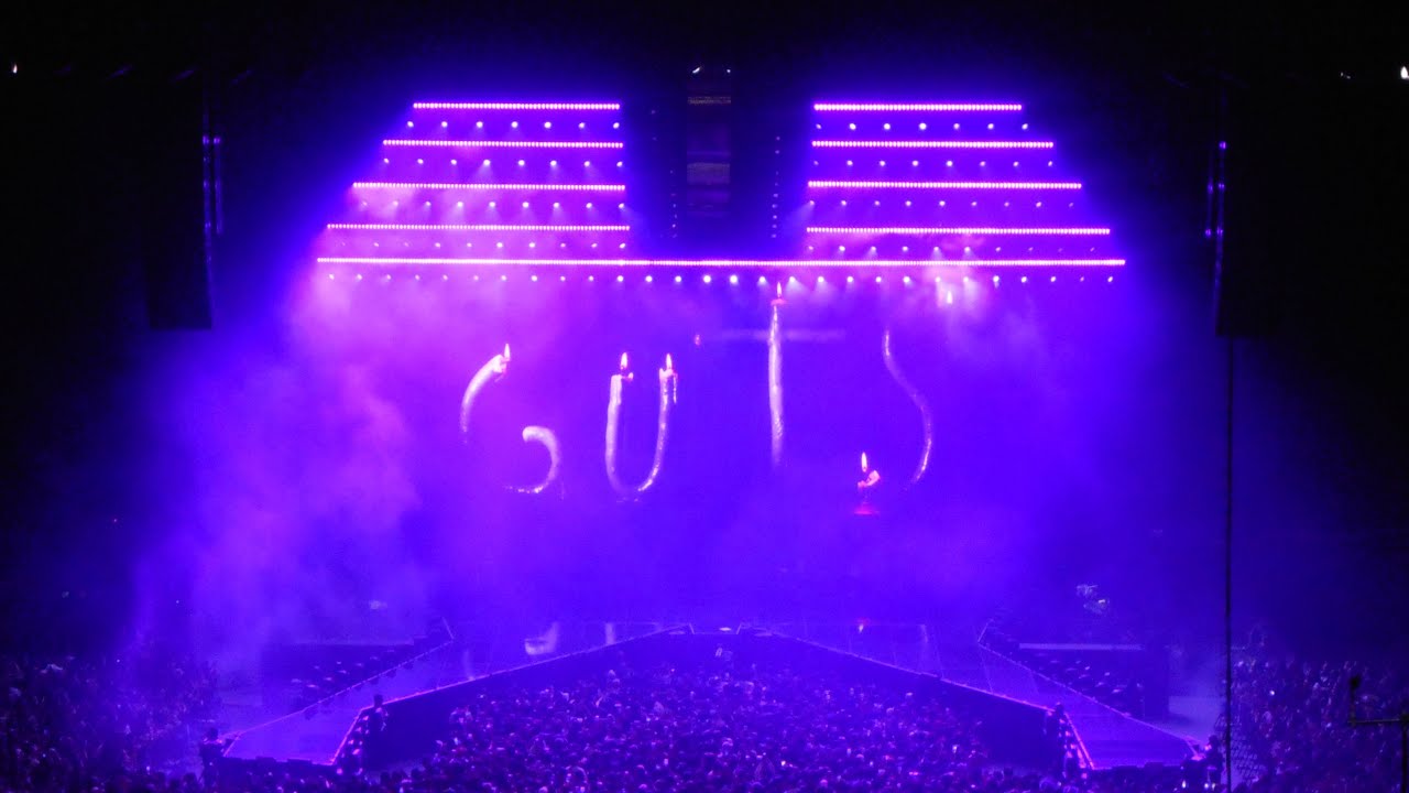 guts tour manila 💜 | 10-05-24 - YouTube